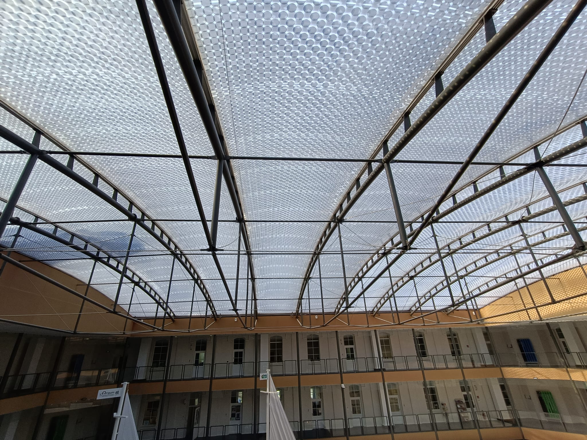 Maintenance à l'atrium de Rouen - High Point Structures